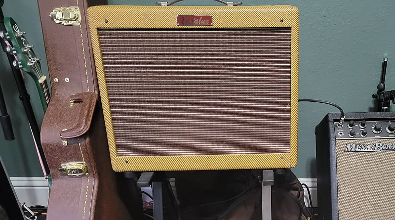 Vistalux Amplification Vibrolux 5F11 (20 watts 1x12) | Reverb