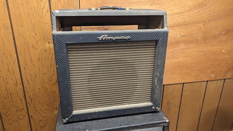EMPTY Ampeg Reverberocket 2 Combo Amp Cabinet 1960s (NO AMP) | Reverb