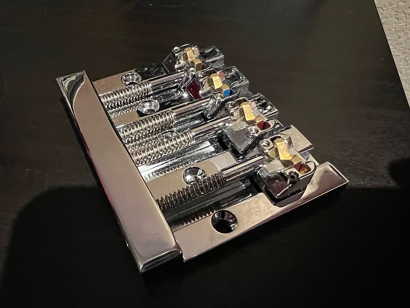 Hipshot KickAss High-mass Bass Bridge for 5-bolt Fender - | Reverb