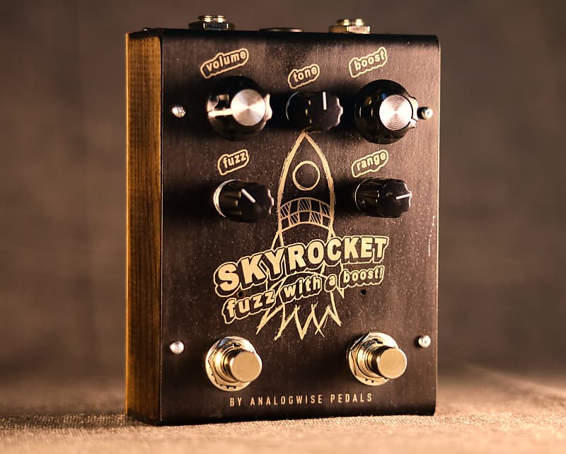 Skyrocket - germanium fuzz with a boost (by Analogwise | Reverb
