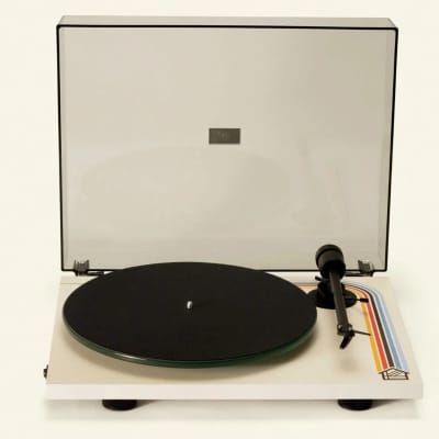 Pro-Ject T1 Reference Turntable White w/ Ortofon OM 5e | Reverb