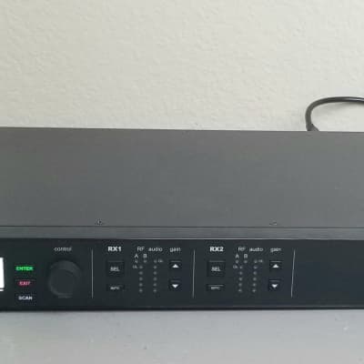 Shure ULXD4D ULXD4 D Dual Digital Wireless Receiver - H50 | Reverb