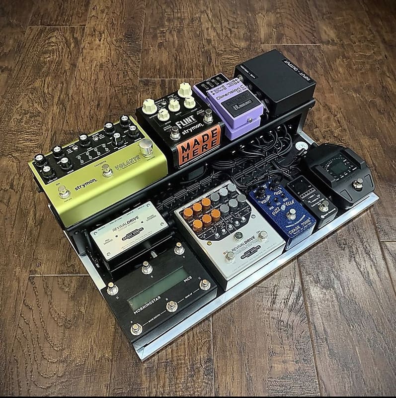 Fix Pedalboards Scotland 🏴󠁧󠁢󠁳󠁣󠁴󠁿 Only Mag Latch Hinged Riser | Reverb