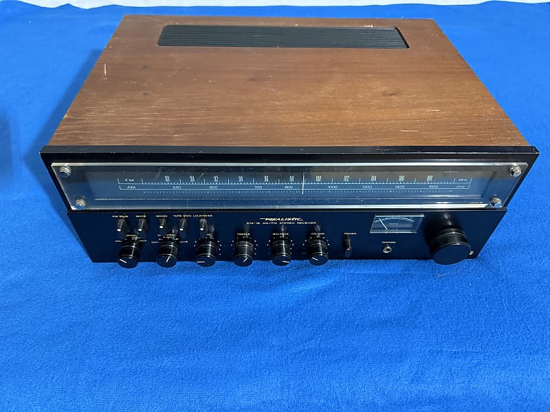 Realistic REALISTIC STA-78 AM/FM Stereo Receiver 1978 Vintage | Reverb