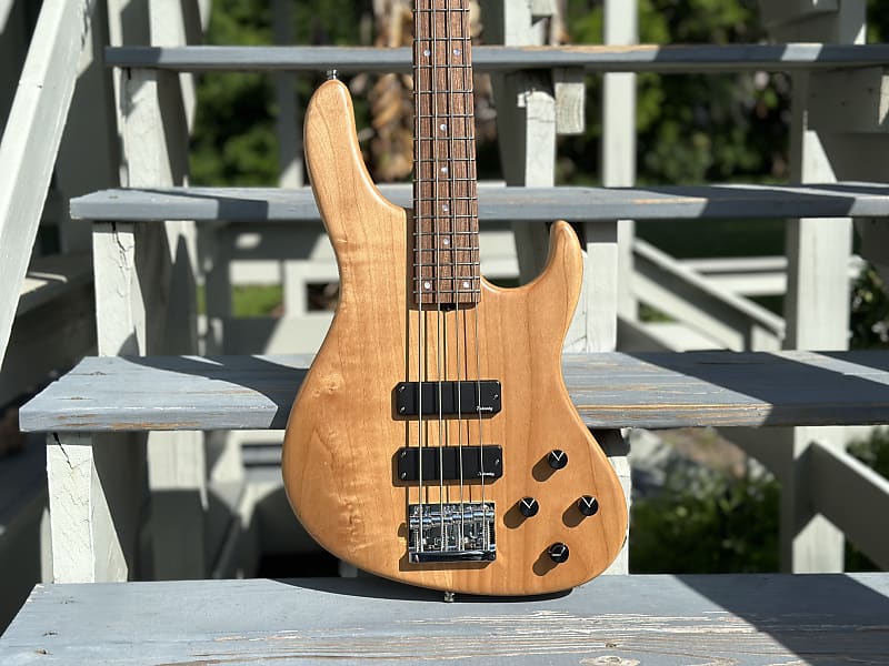 Sadowsky 24 Fret Modern SML *Authorized Dealer* | Reverb