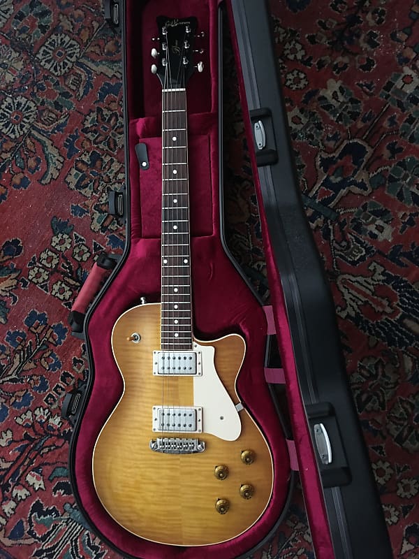 Gil Yaron Bone I 2016 | Reverb