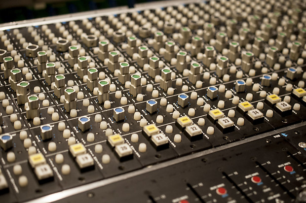 API 1608 16-Channel Expander W Automation | Reverb