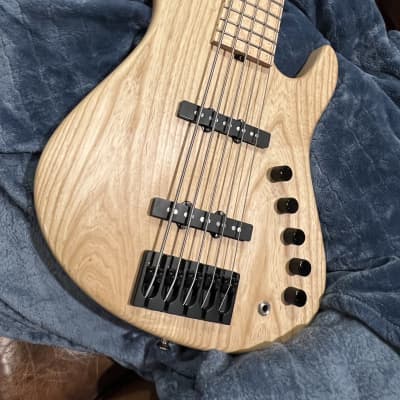 RBass │ Roger Bass Jazz Standard 5 | Reverb