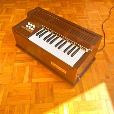Vintage 1950s Magnus Electric Chord Organ Model 300 2 Octave | Reverb