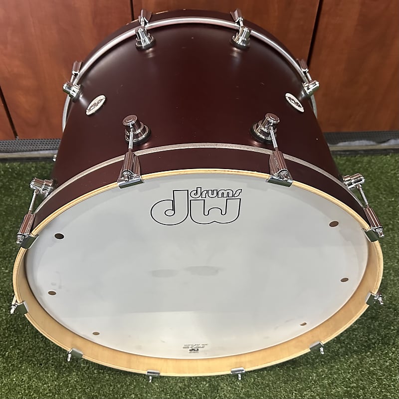DW Design Series Bass Drum 22” - Crimson Metallic | Reverb