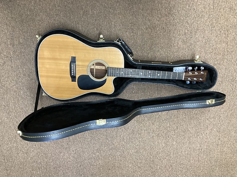 Martin DC-28 1991 Cutaway Dreadnaught Acoustic Guitar With | Reverb