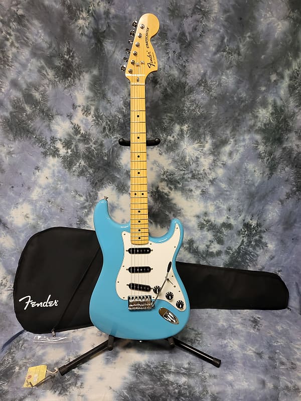 Video Demo 2023 MINT Fender Maui Blue Strat Japan Mint New | Reverb