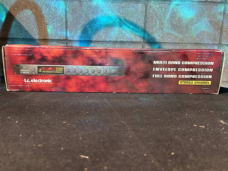 TC Electronic Triple-C Stereo Channel Compressor | Reverb