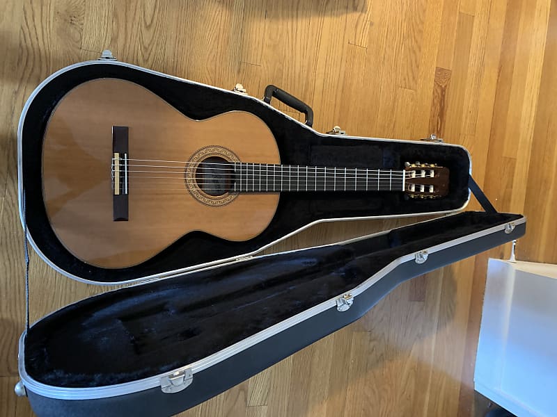 Ramirez R1 Classical Guitar 2001 - Natural | Reverb