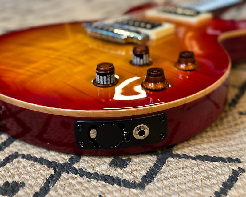 Line 6 Variax JTV-59 | Reverb Canada Line 6 Variax JTV-59 | Reverb Canada