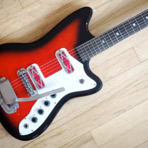 1968 Silvertone 1479 Bobkat Vintage Guitar DeArmond Red Foil 1968 Silvertone 1479 Bobkat Vintage Guitar DeArmond Red Foil