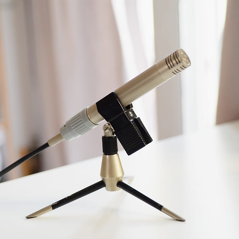 Neumann Gefell MV690 P48 Microphone & M70 capsule & stand - | Reverb