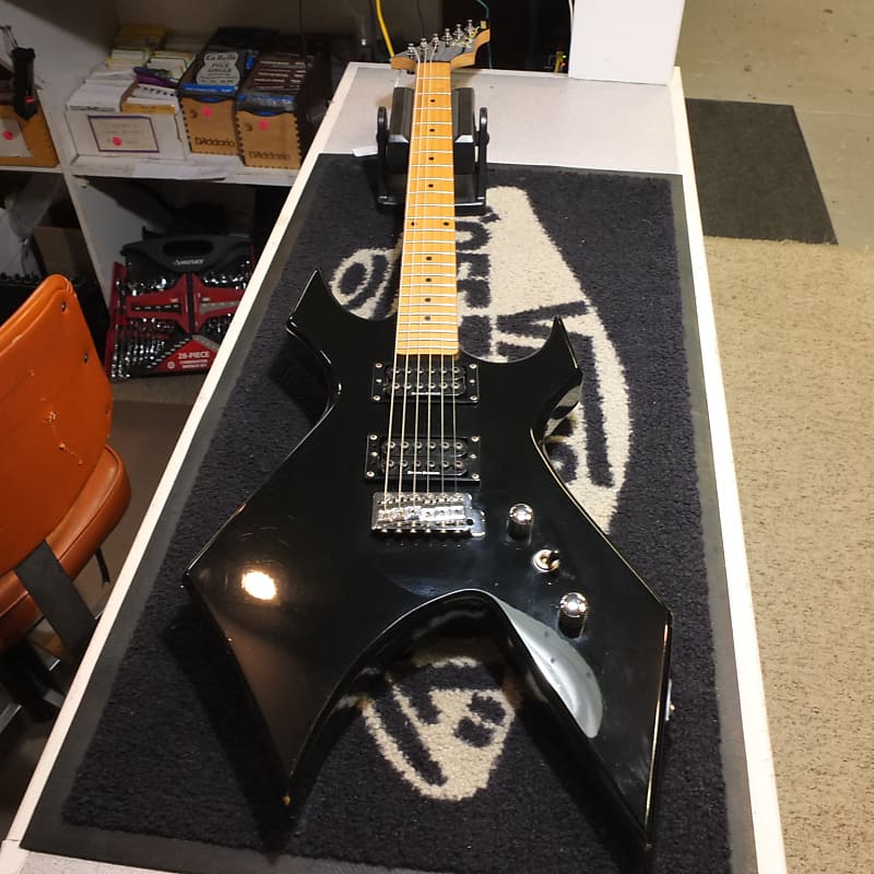B.C. Rich Rave II Warlock 1980's Gloss Black | Reverb