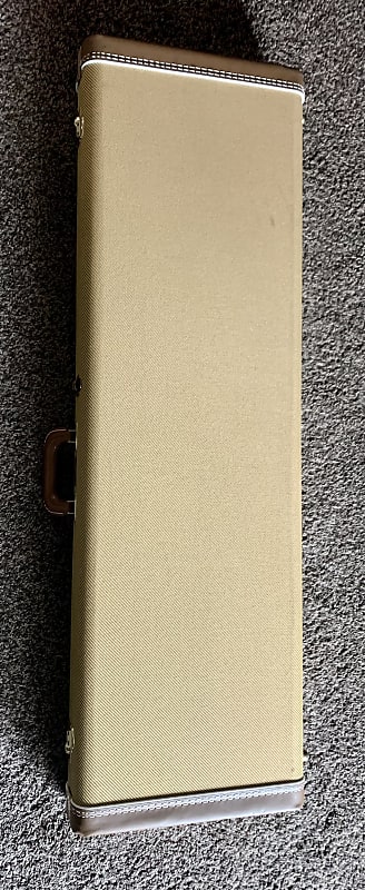 Fender G&G tweed hard shell guitar case for jazz or precision | Reverb