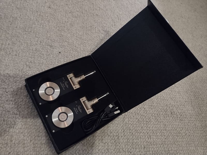 Rowin WS-20 Wireless Guitar System | Reverb