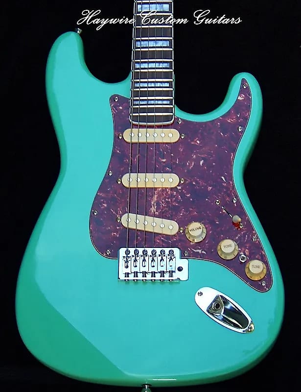 5Lb.Surf Green Strat-Custom 22 fret Bound Rosewood/Maple | Reverb
