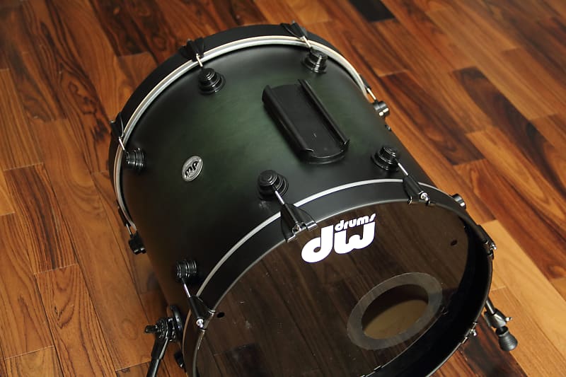 DW Collector's bass drum 20x16 | Reverb