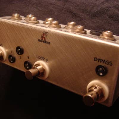 Loopmasters Loop Master 4-Channel Tuner Out Master Bypass | Reverb