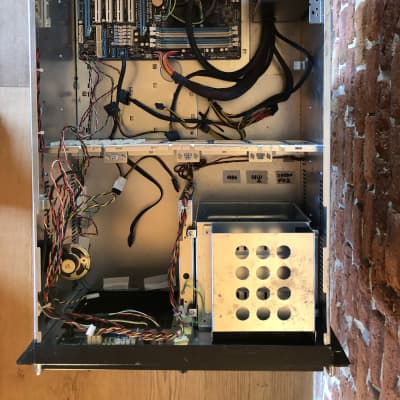 Rack Server case with Motherboard-cpu-psu 2010 | Reverb
