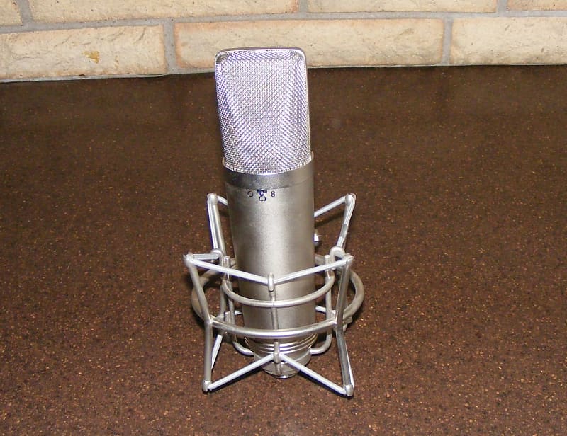 Neumann U87 Clone | Reverb