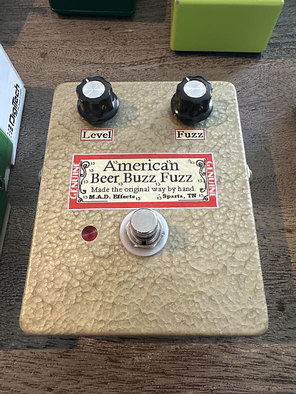 Mad Effects American Beer Buzz Fuzz - Gold | Reverb