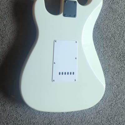 Peavey Predator SSS with Maple Fretboard | Reverb