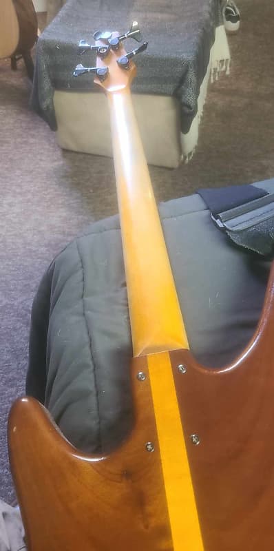 Custom 4-String passive Bass Guitar with Emgs and | Reverb Deutschland