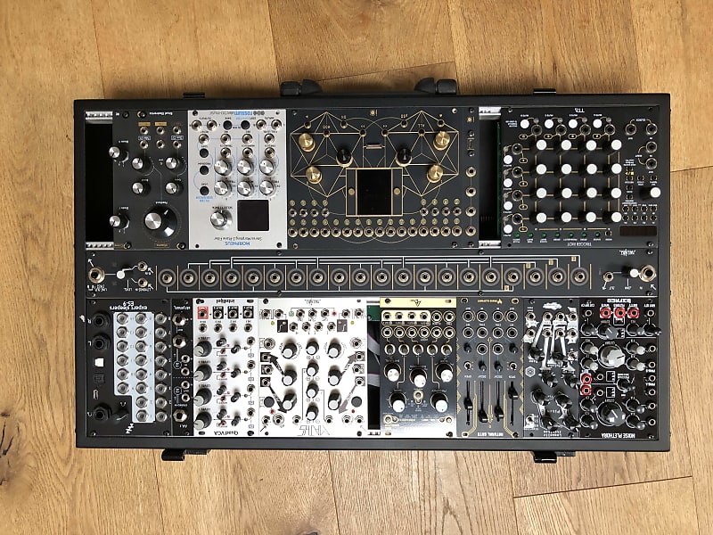 Make Noise 7U CV Bus Case + Intellijel Gig Bag 7U x 104HP | Reverb