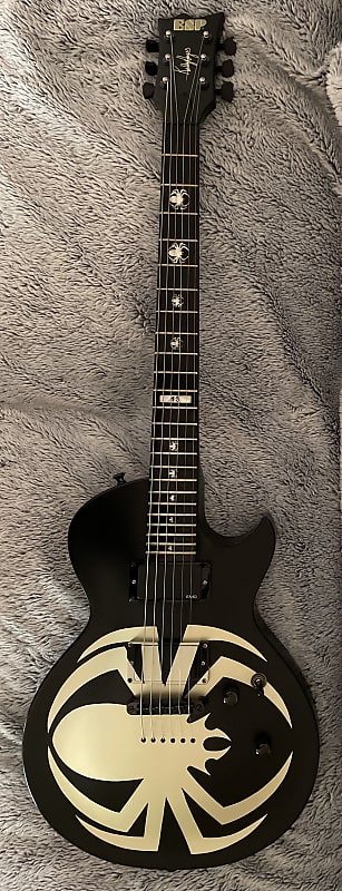 ESP Custom Shop “Kelly Hayes” Eclipse | Reverb