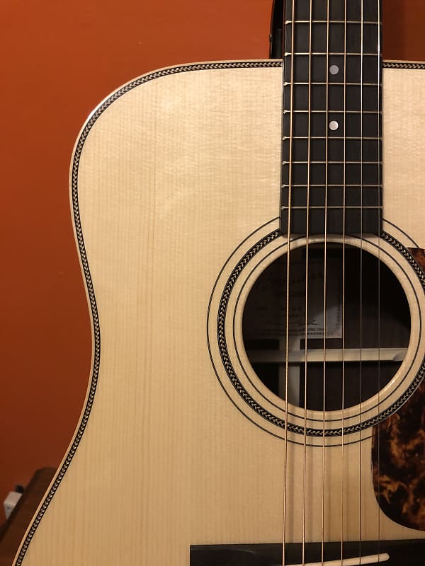 Boucher SG 52 w/Intimate Concert Package | Reverb