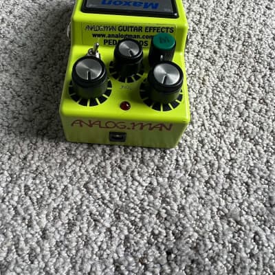 analogman mod Maxon SD-9 with mid control and clipping toggle | Reverb