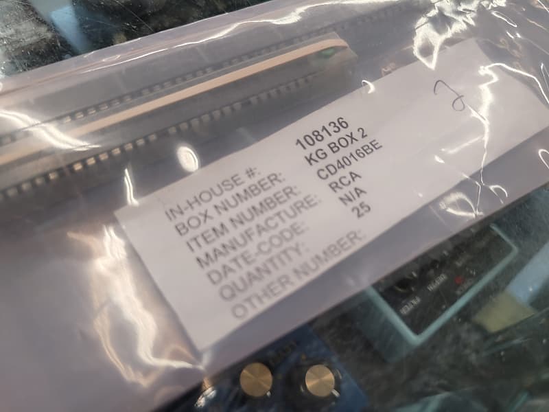 RCA CD4016BE XOR IC Quad Bilateral Switch 14 Dip Black Set Of | Reverb