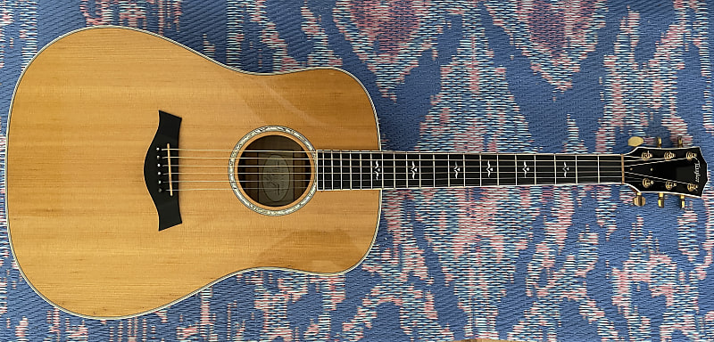 Taylor 610e (2003) - A real looker | Reverb