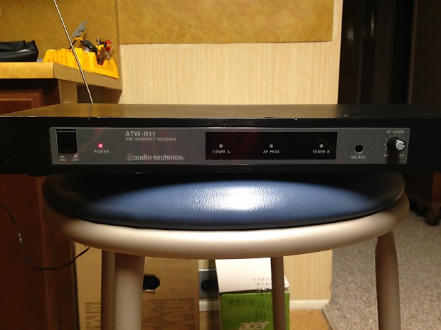 Audio-Technica ATW-R11 VHF Diversity Wireless Microphone | Reverb