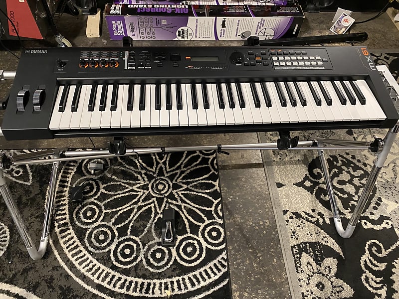 Used Yamaha MX61 61 Key Music Production Synthesizer | Reverb