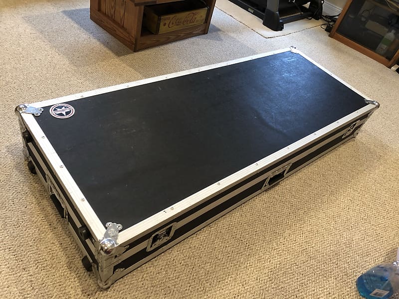 Road Runner Keyboard Flight Case with Casters - 88 Key Black | Reverb