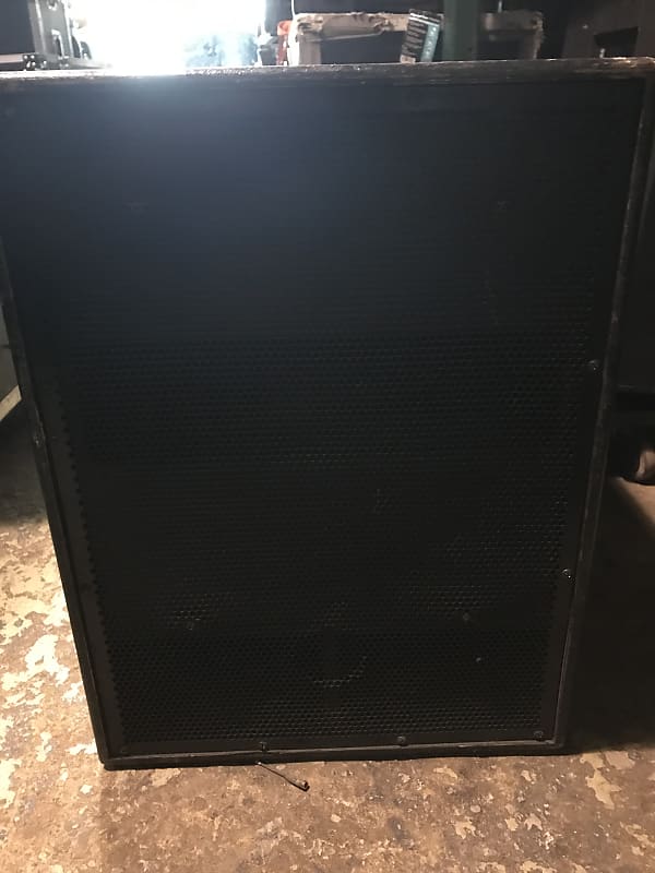 RCF 8002-AS 800W PROFESSIONAL ACTIVE SUBWOOFER 2000's (2 | Reverb