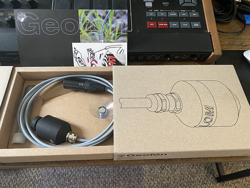 Lom Geophone | Reverb