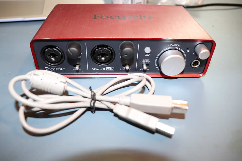 Focusrite Scarlett 2i2 2nd Gen Audio Interface - For parts or | Reverb