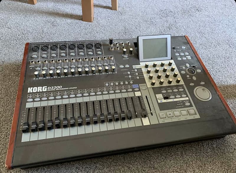 Korg D3200 | Reverb