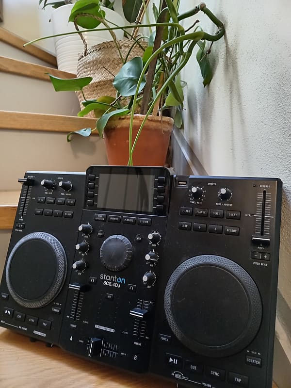 Stanton SCS 4DJ STANDALONE CONSOLE | Reverb