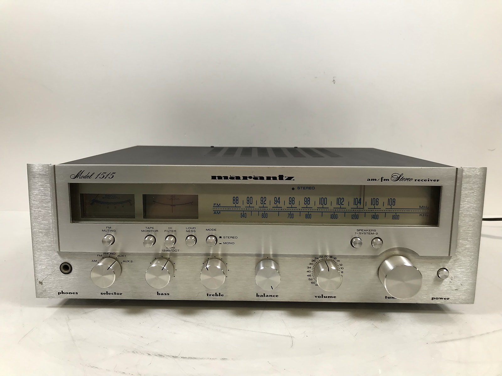 Marantz Model 1515 15-Watt Stereo Solid-State Receiver | Reverb