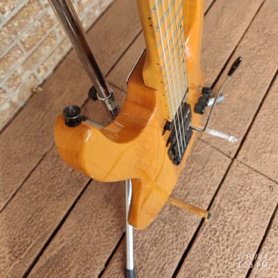 Vantage Artist 1980's - Natural W/Hardcase | Reverb