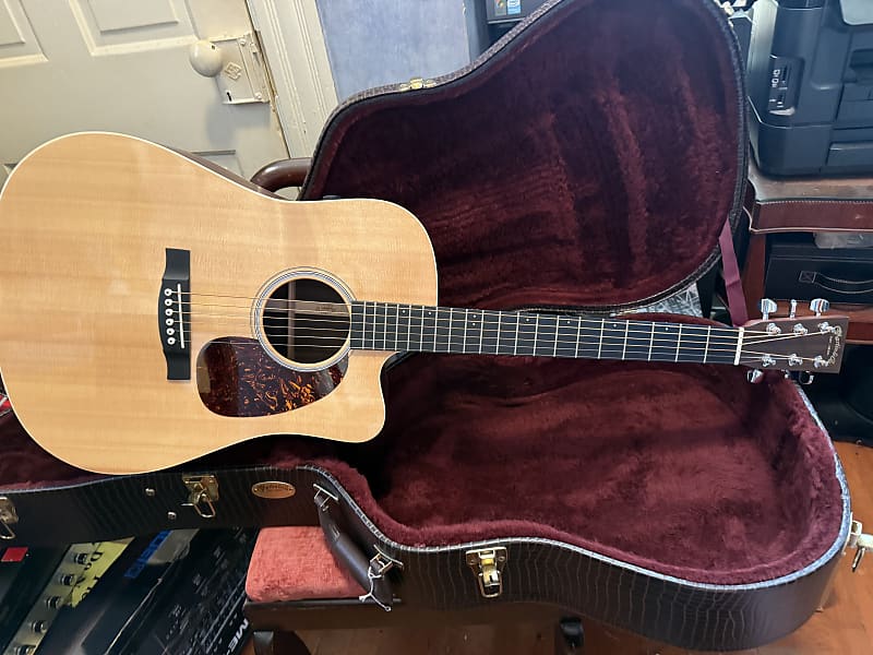 Martin Custom gc dc28 acoustic electric guitar 2012 - Natural | Reverb