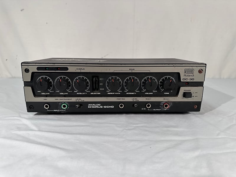 Roland DC-30 Analog Chorus-Echo | Reverb